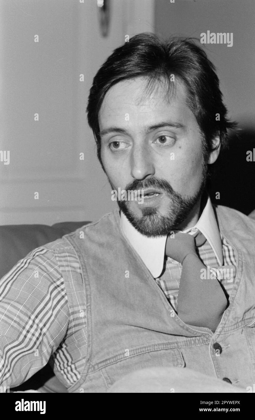 Helmut dietl hi-res stock photography and images - Alamy