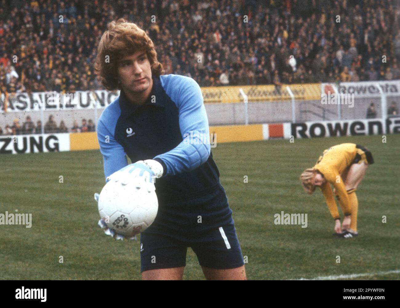 Vfb stuttgart bvb borussia dortmund hi-res stock photography and images ...