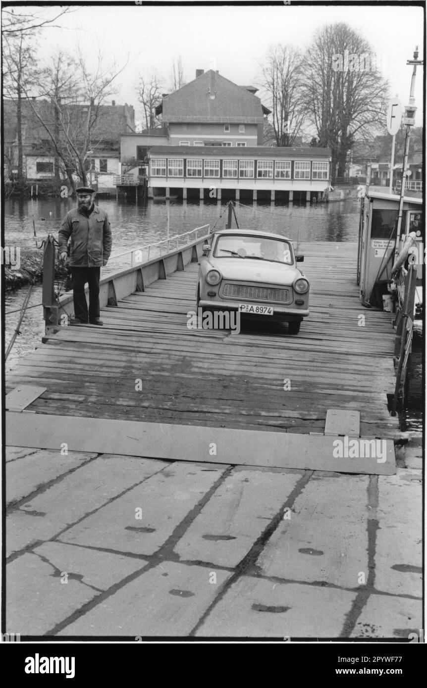 Caputh near Potsdam. Traffic: Cable ferry Caputh with ferryman and ...