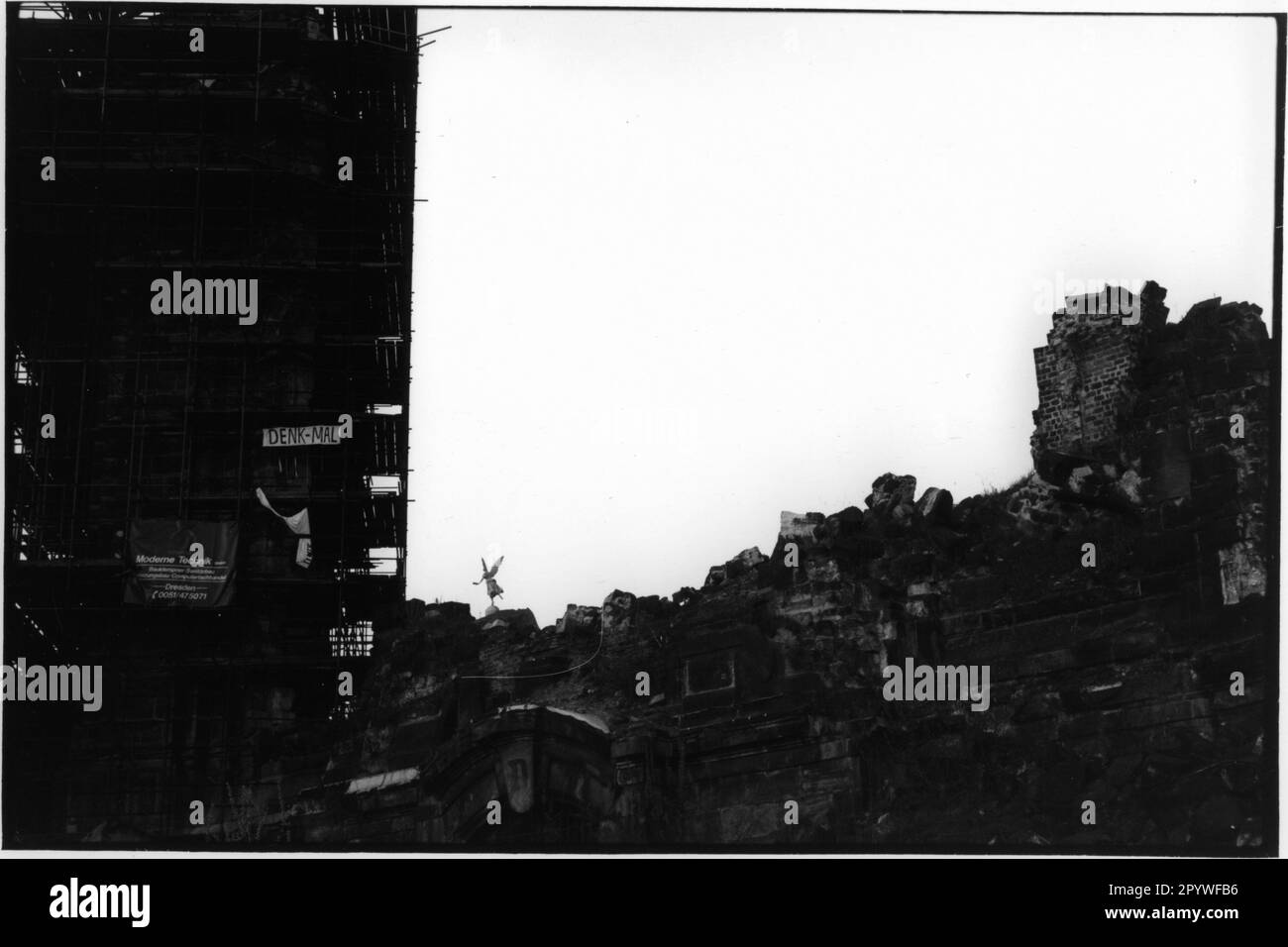 Dresden, The ruins of the Frauenkirche (built 1726–38 by Georg Bähr ...