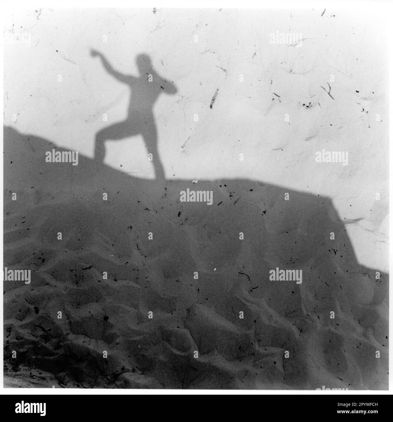 Shade on the beach Black and White Stock Photos & Images - Alamy