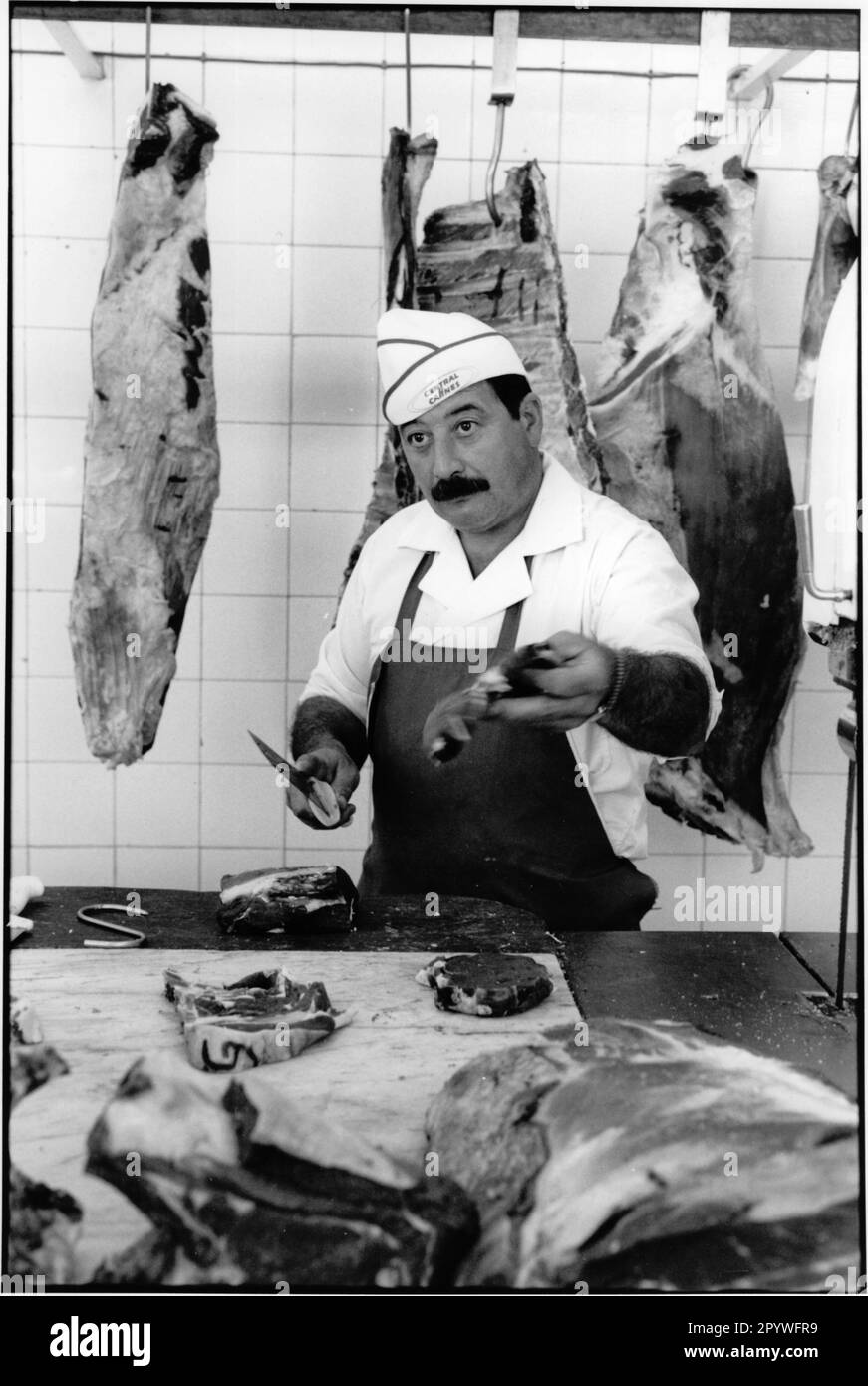 Butcher shop black and white hi-res stock photography and images - Alamy