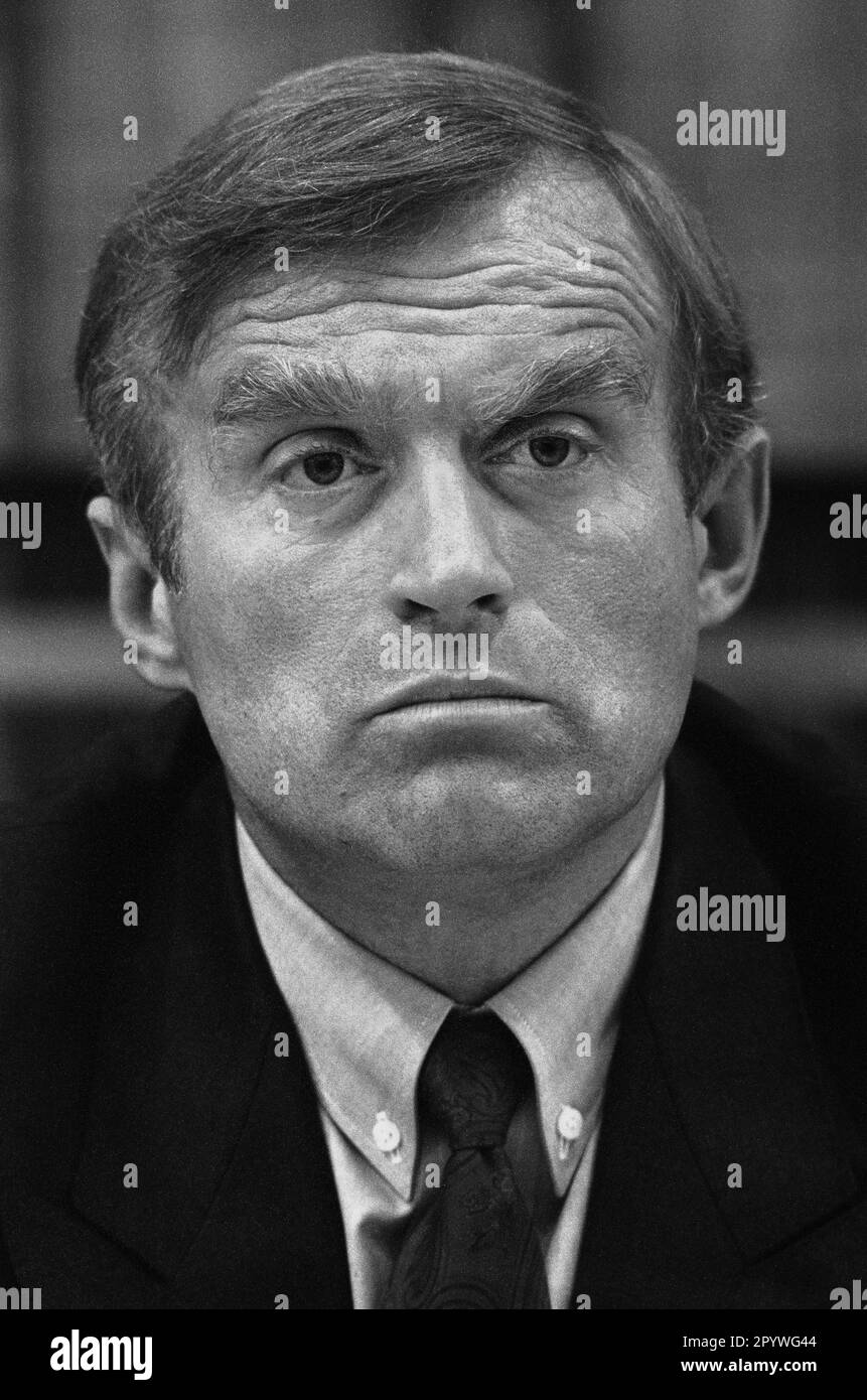 07 11 1990 Black and White Stock Photos & Images - Alamy