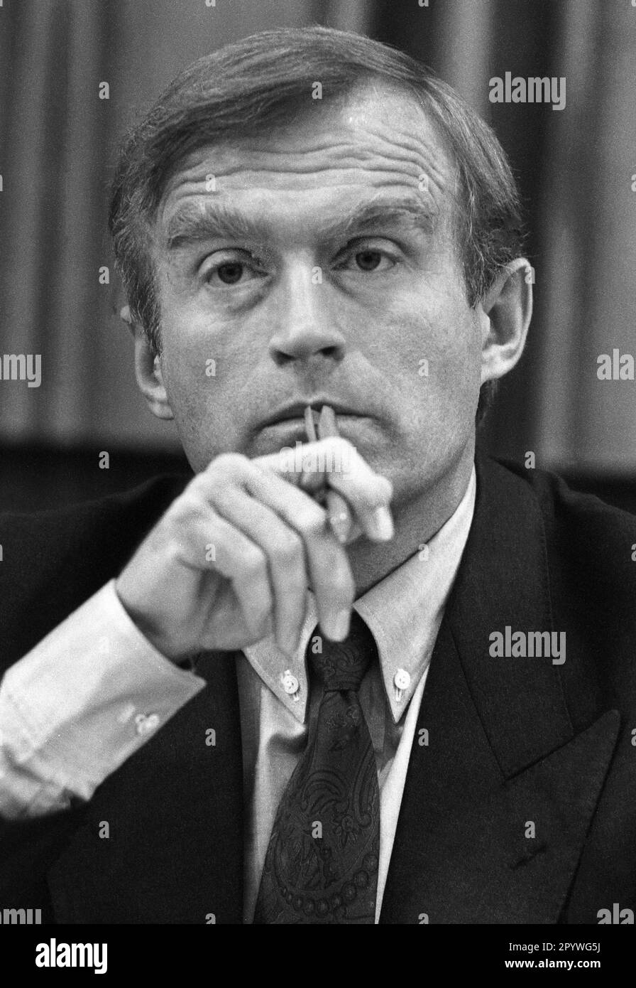 22 07 1990 hi-res stock photography and images - Alamy