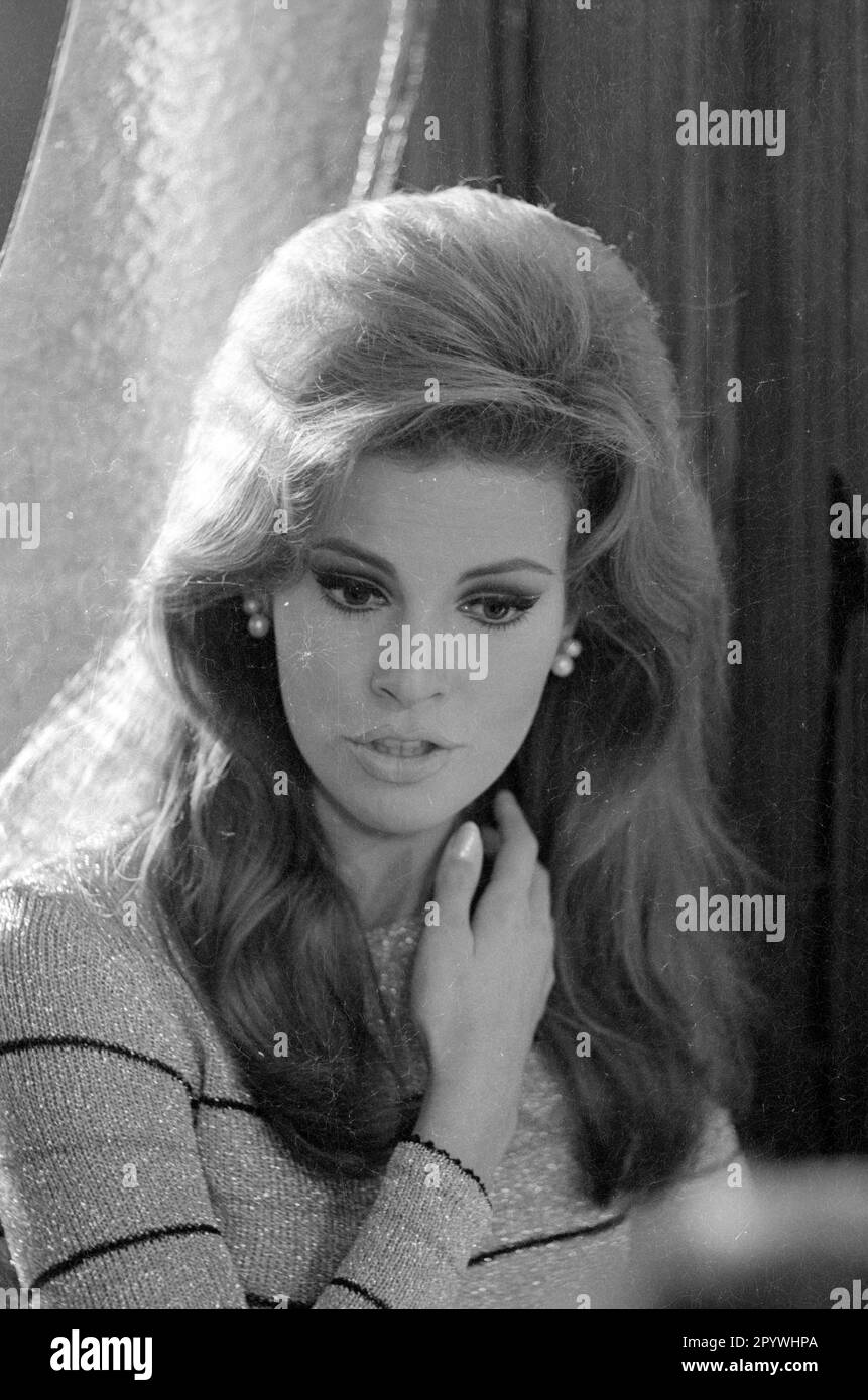 "Raquel Welch at an event in Berlin. This year the episode "" Fräulein ...