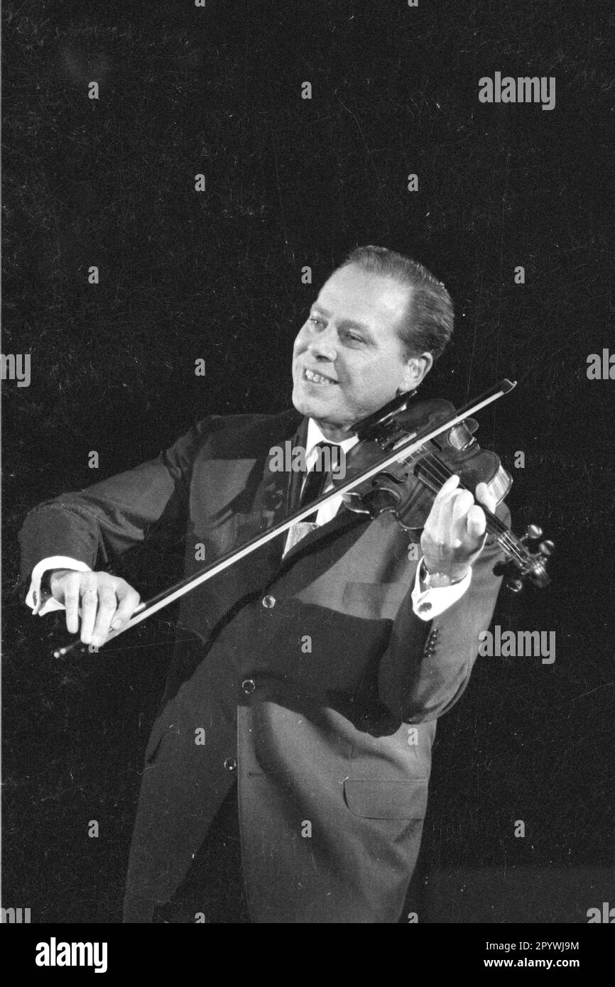 Stars of the Manege-The Golden Ten 1966 [automated translation] Stock ...