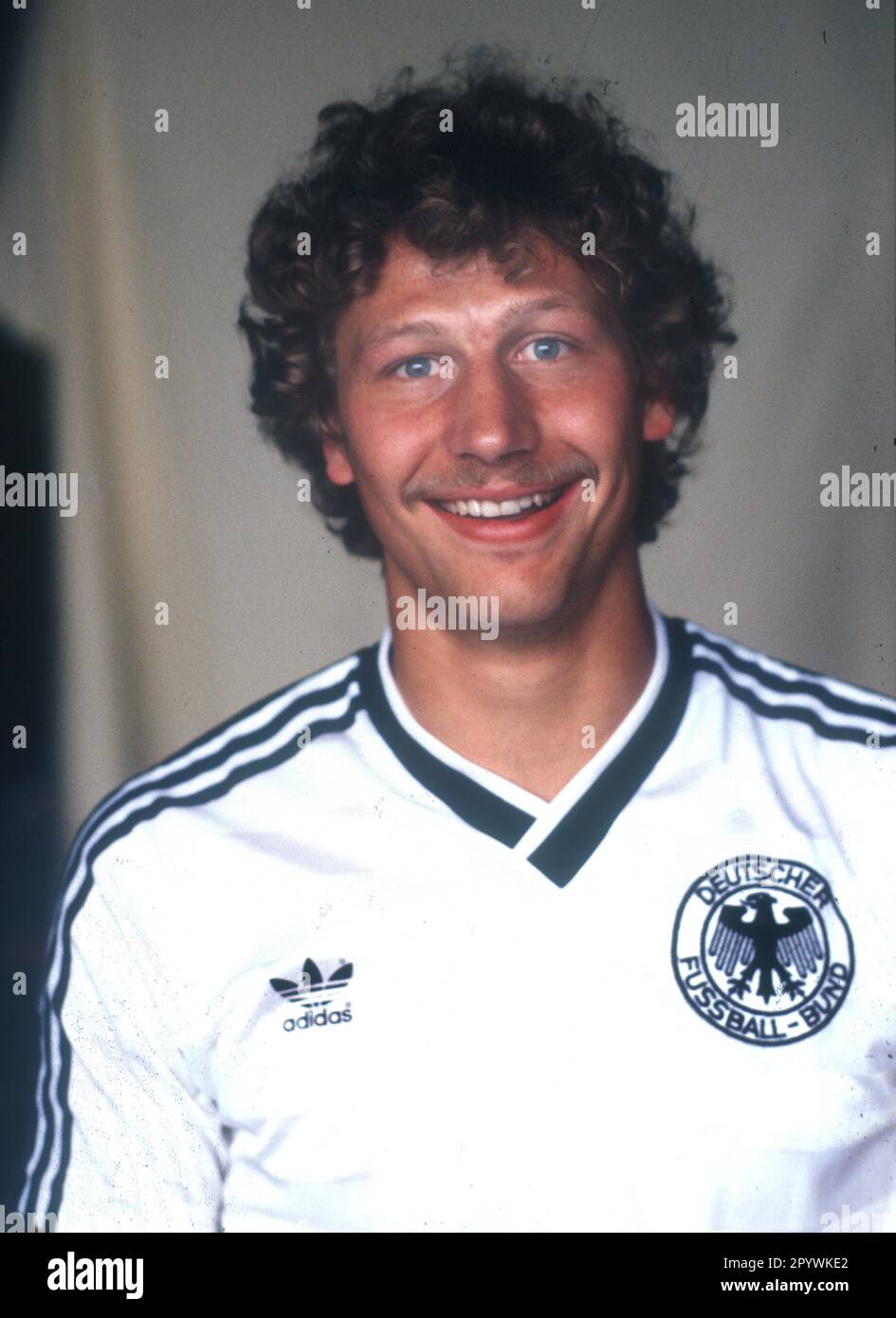 Guido Buchwald portrait national team 01.06.1984 (date estimated ...
