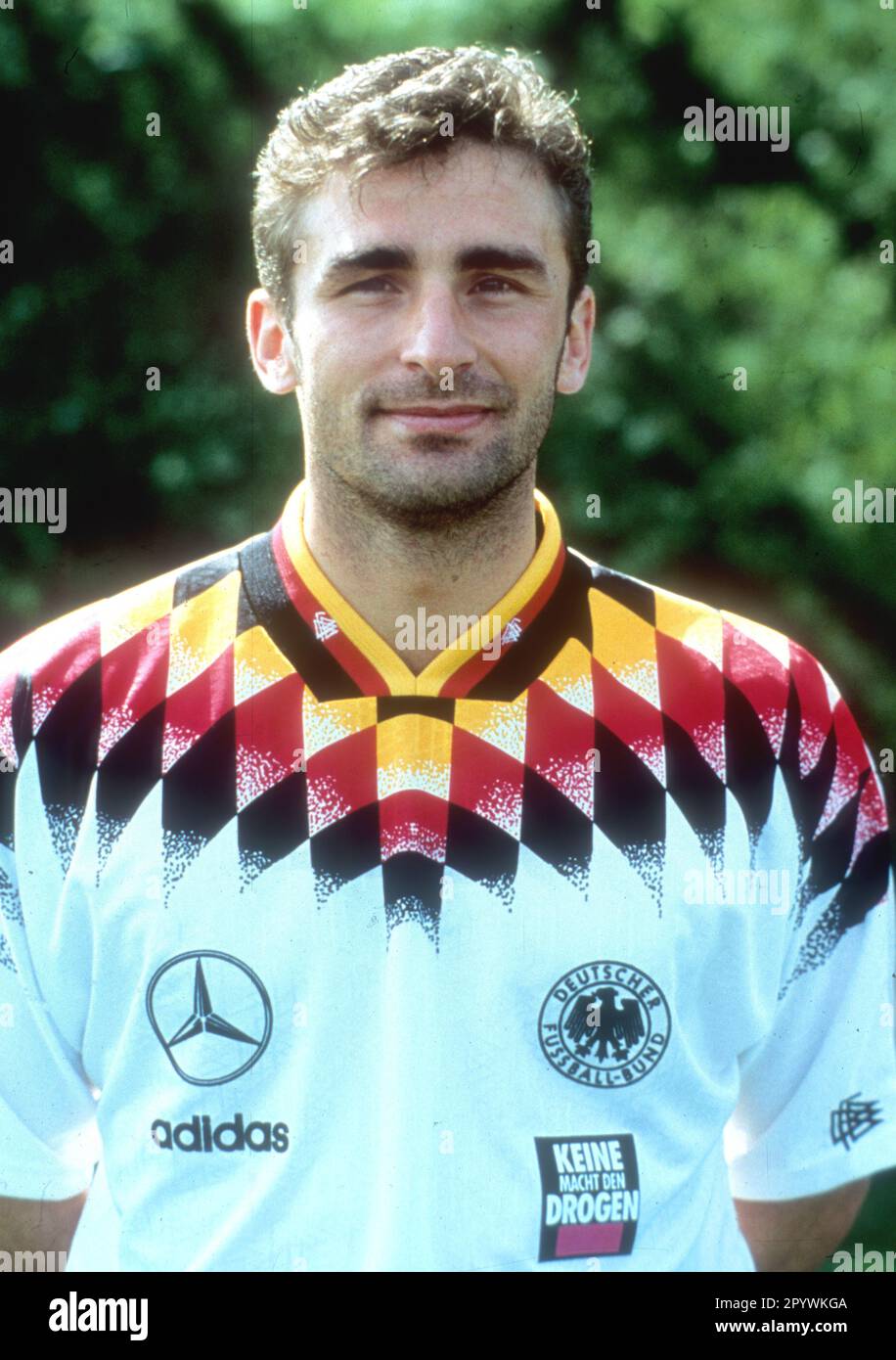 Stefan Kuntz portrait in national jersey Aufn. 20.05.1994 (date ...
