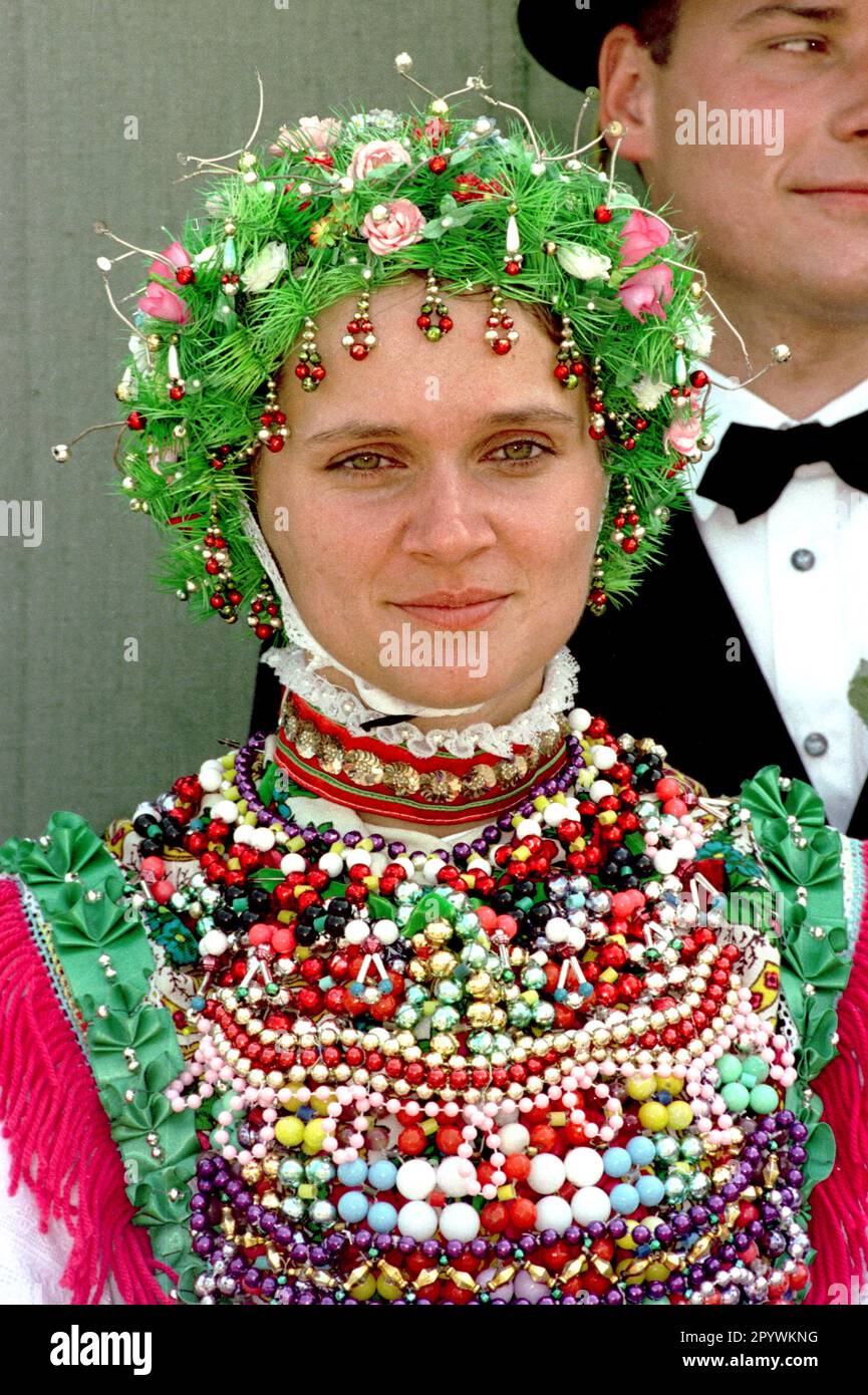 Brandenburg / Saxony / Minorities / 1997 Sorbs festival in Raddusch ...