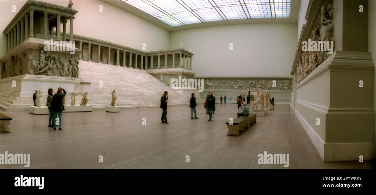 Berlin-City / Culture / Museums / 1999 Pergamon Museum, the Pergamon ...