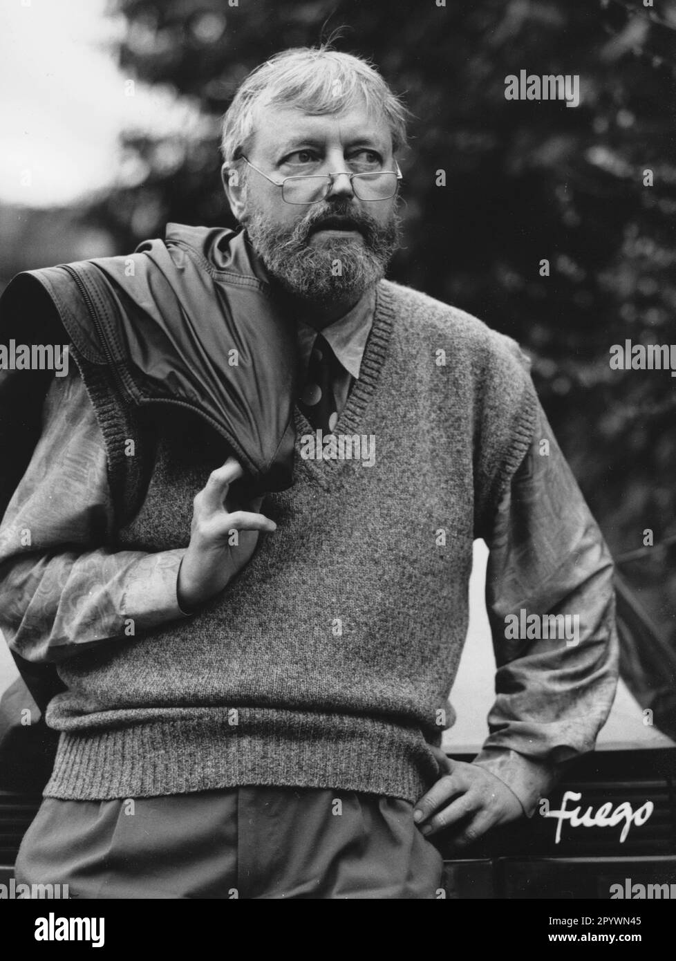 Bernd Sülzer, German writer. [automated translation] Stock Photo - Alamy