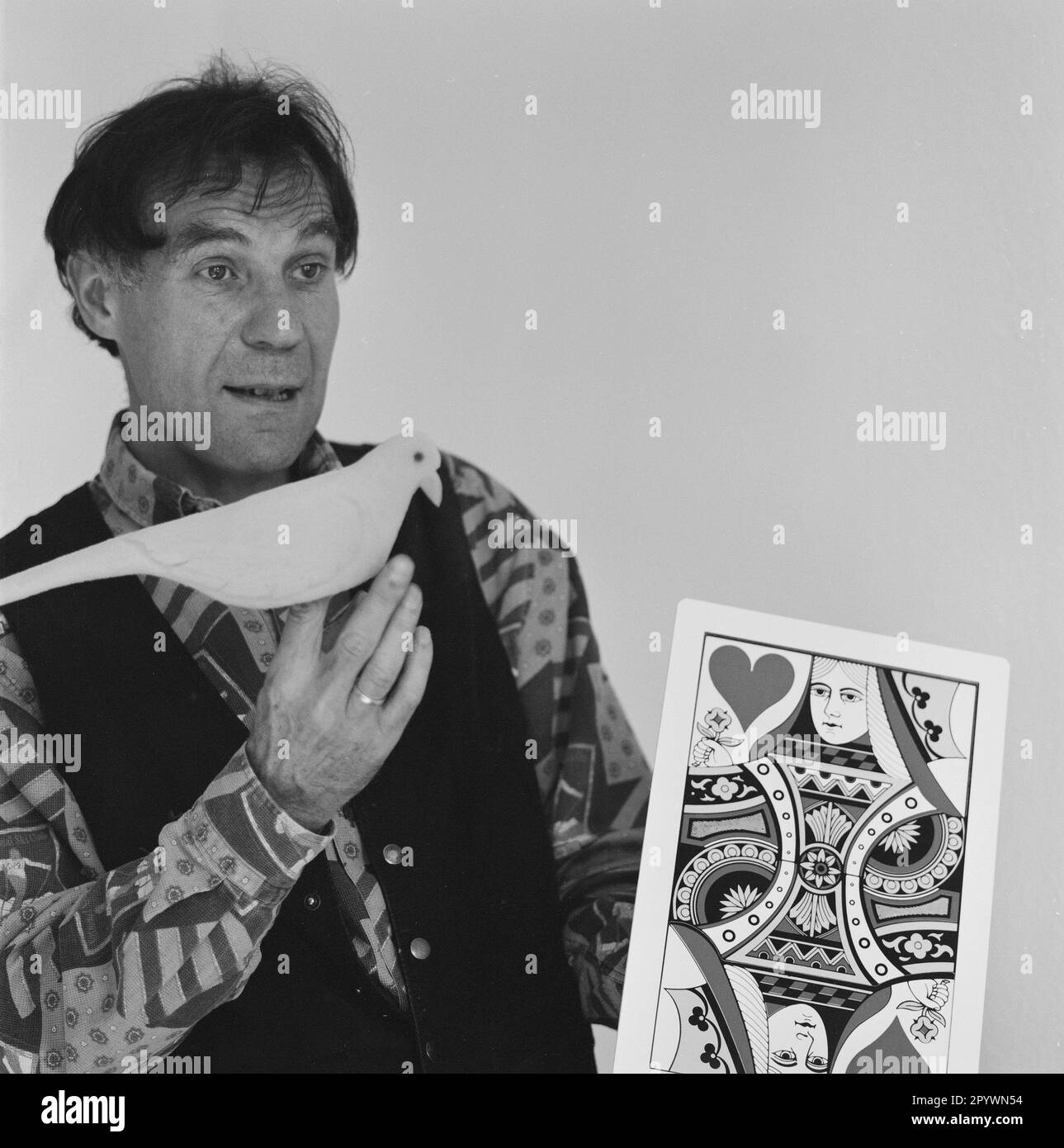 Michael Schneider, German writer and magician. [automated translation ...