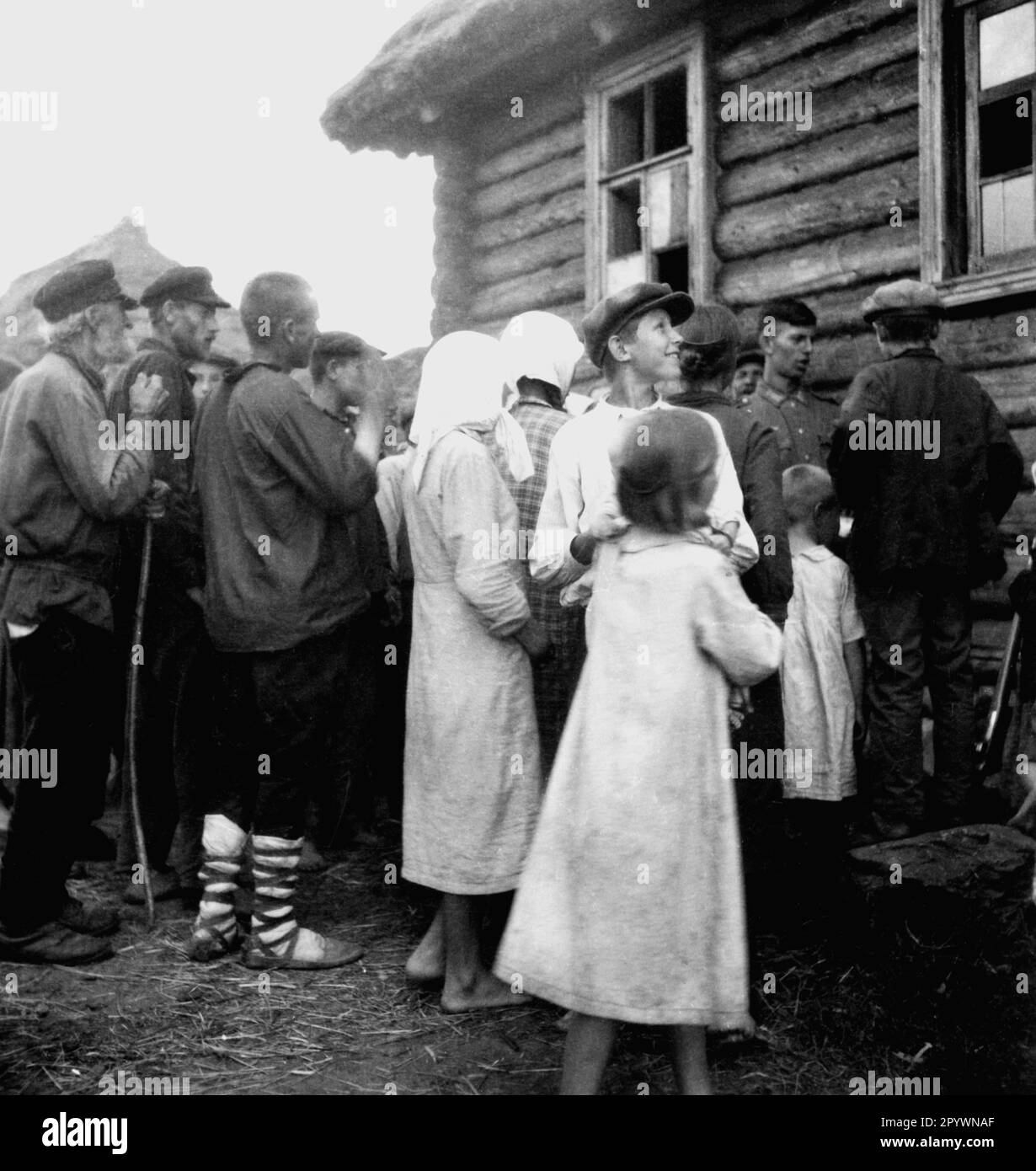 Russian peasants german army hi-res stock photography and images - Alamy