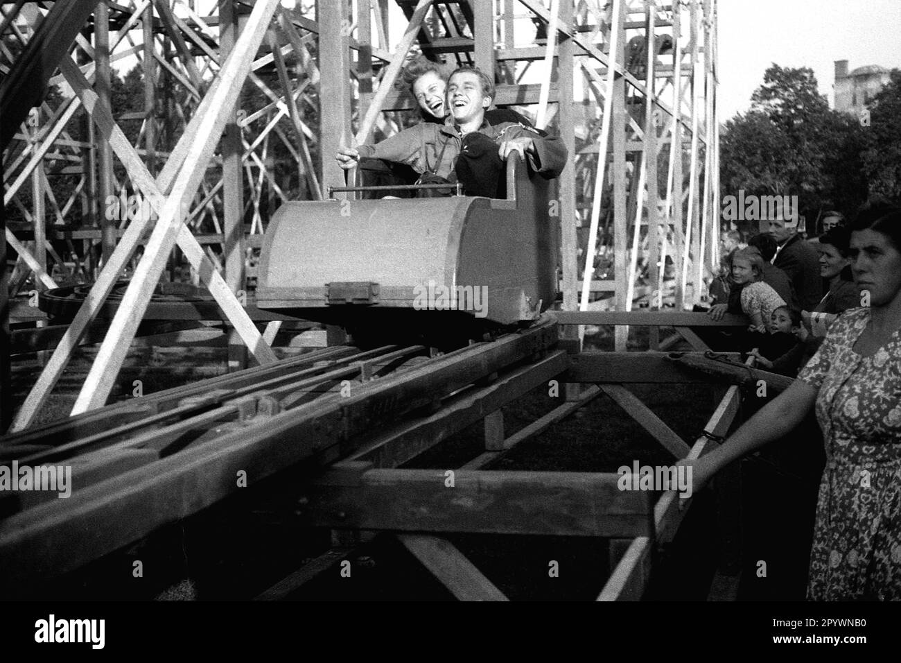 Roller coaster wild mouse hi-res stock photography and images - Alamy