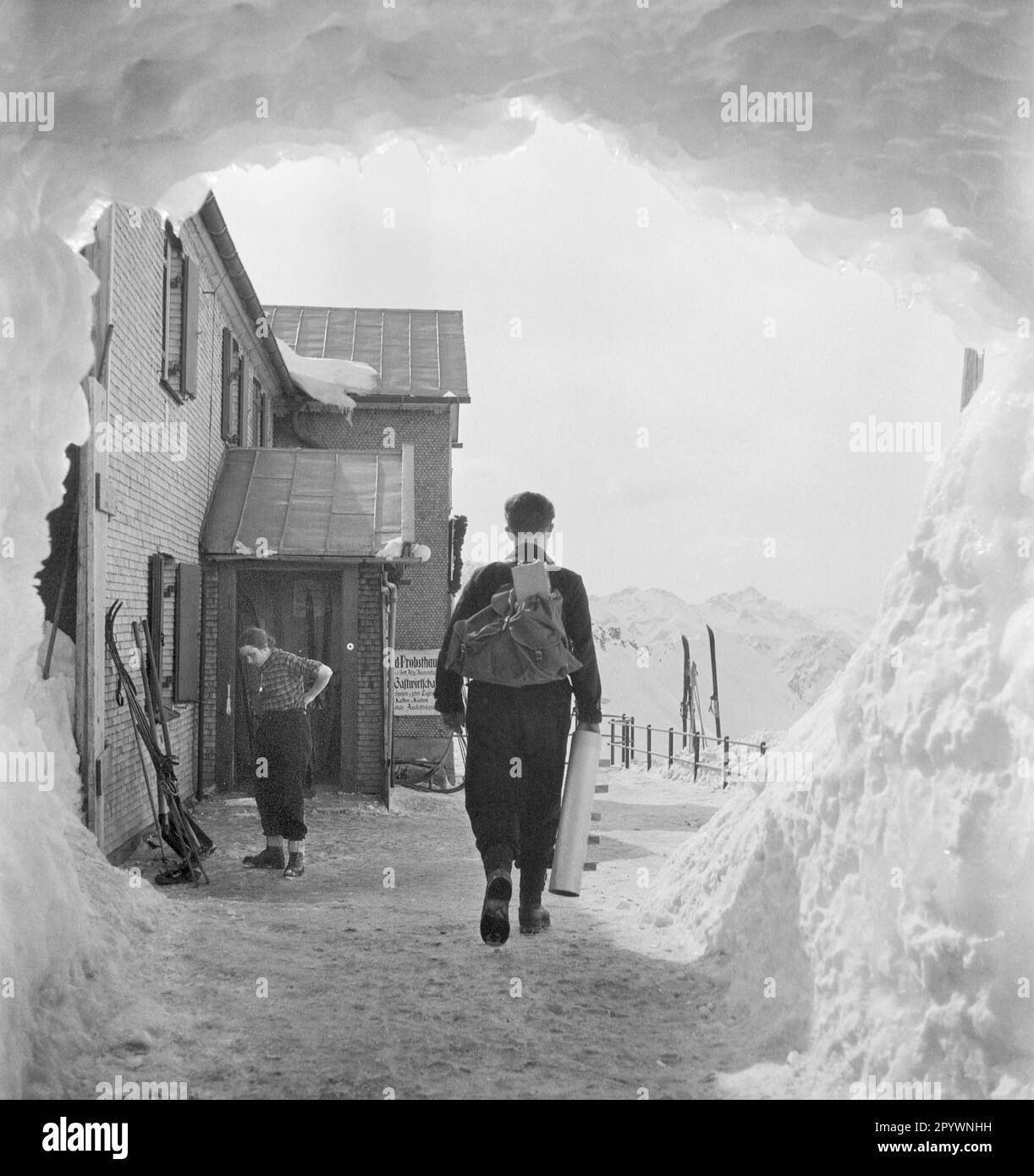 Edmund haus Black and White Stock Photos & Images - Alamy