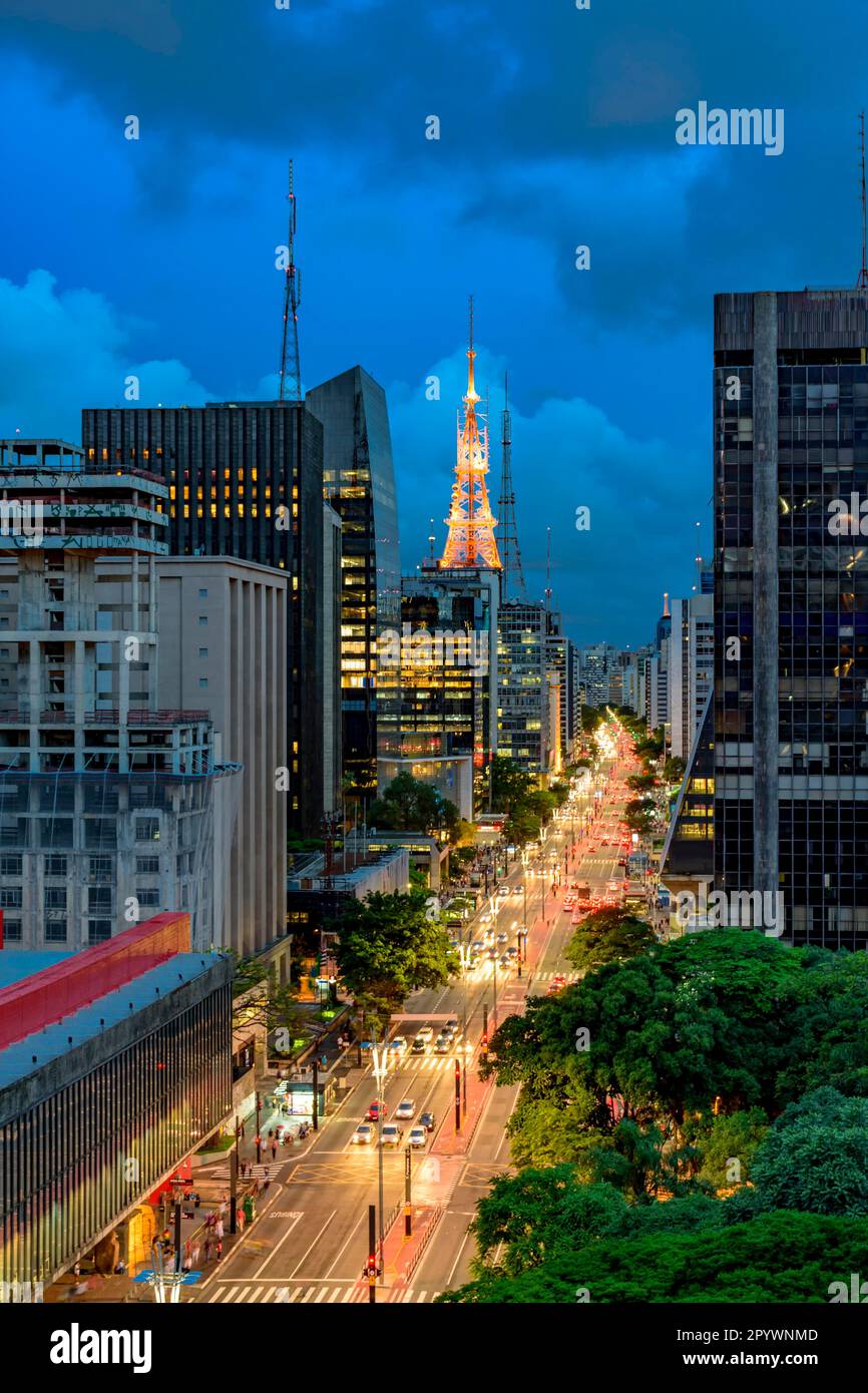 Night view of the famous Paulista Avenue, financial center of the city ...