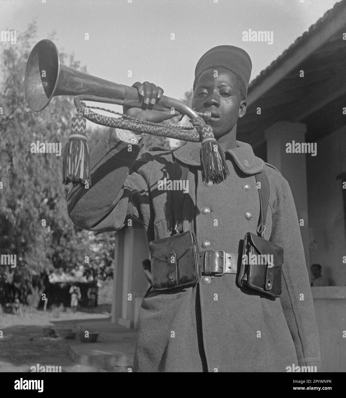 French colonialism senegal Black and White Stock Photos & Images - Alamy