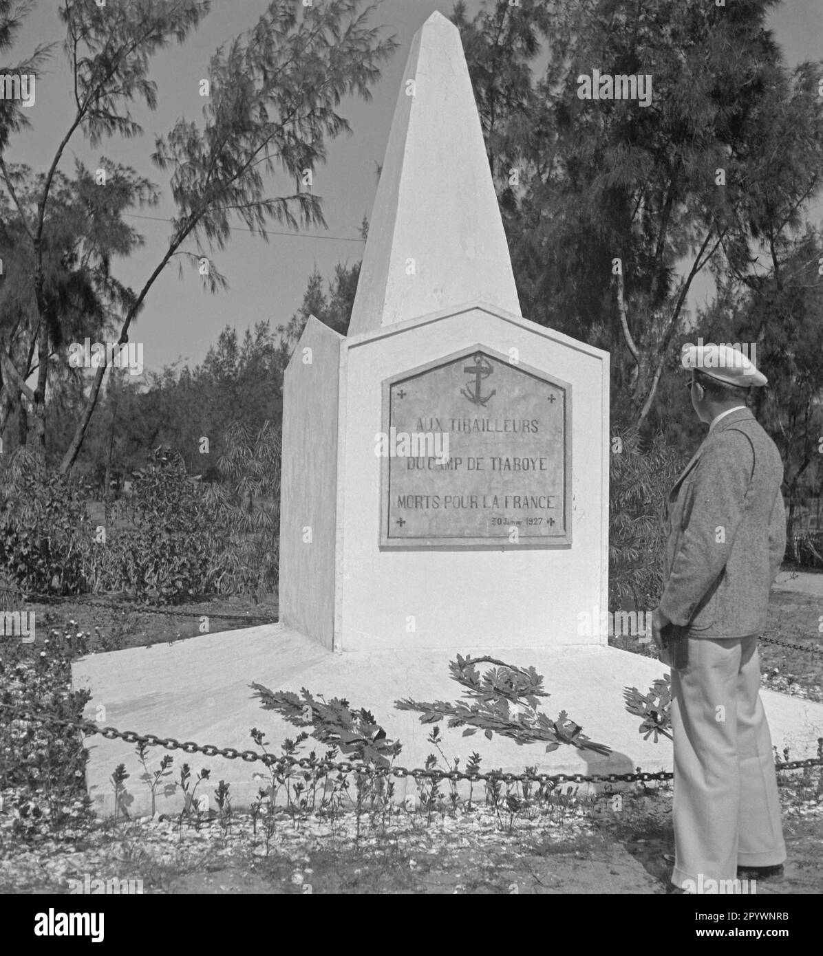 "War memorial for the Tiraillerus senegalais. On the monument the ...