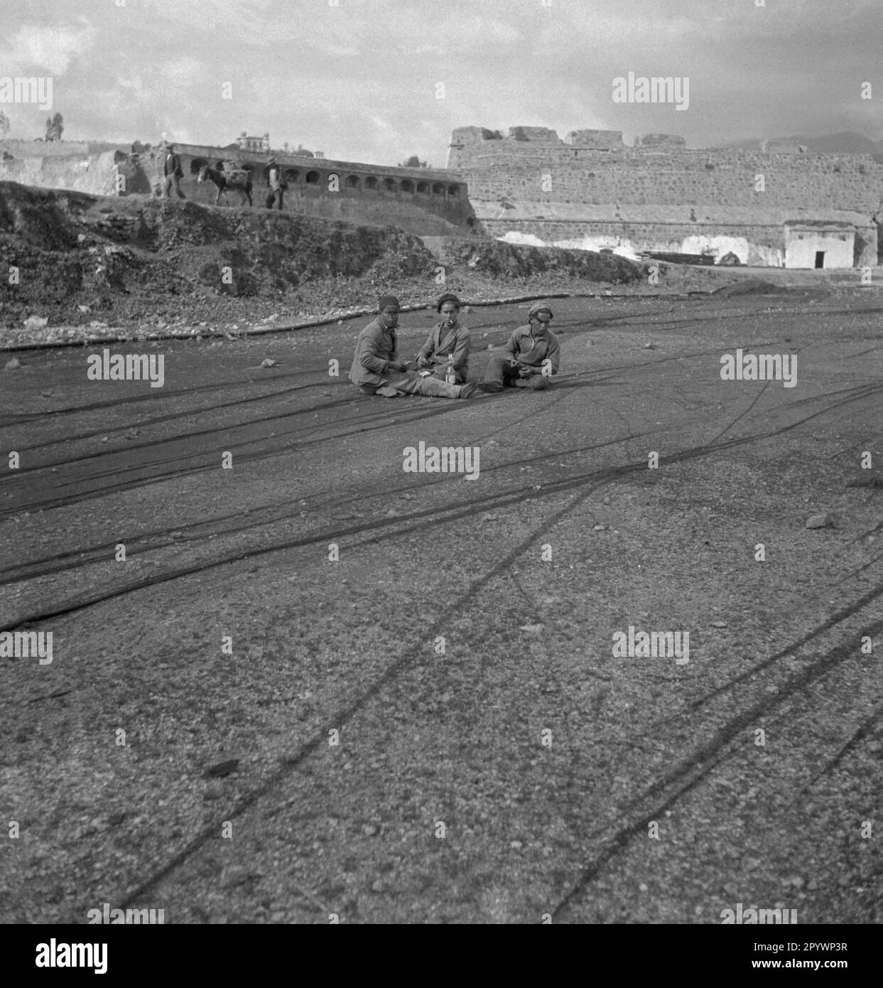 Take men Black and White Stock Photos & Images - Alamy