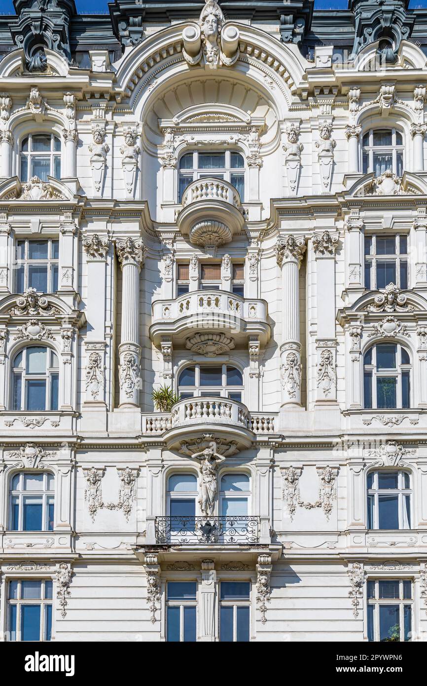 Baroque facade of a historic building on left Wienzeile, Vienna ...