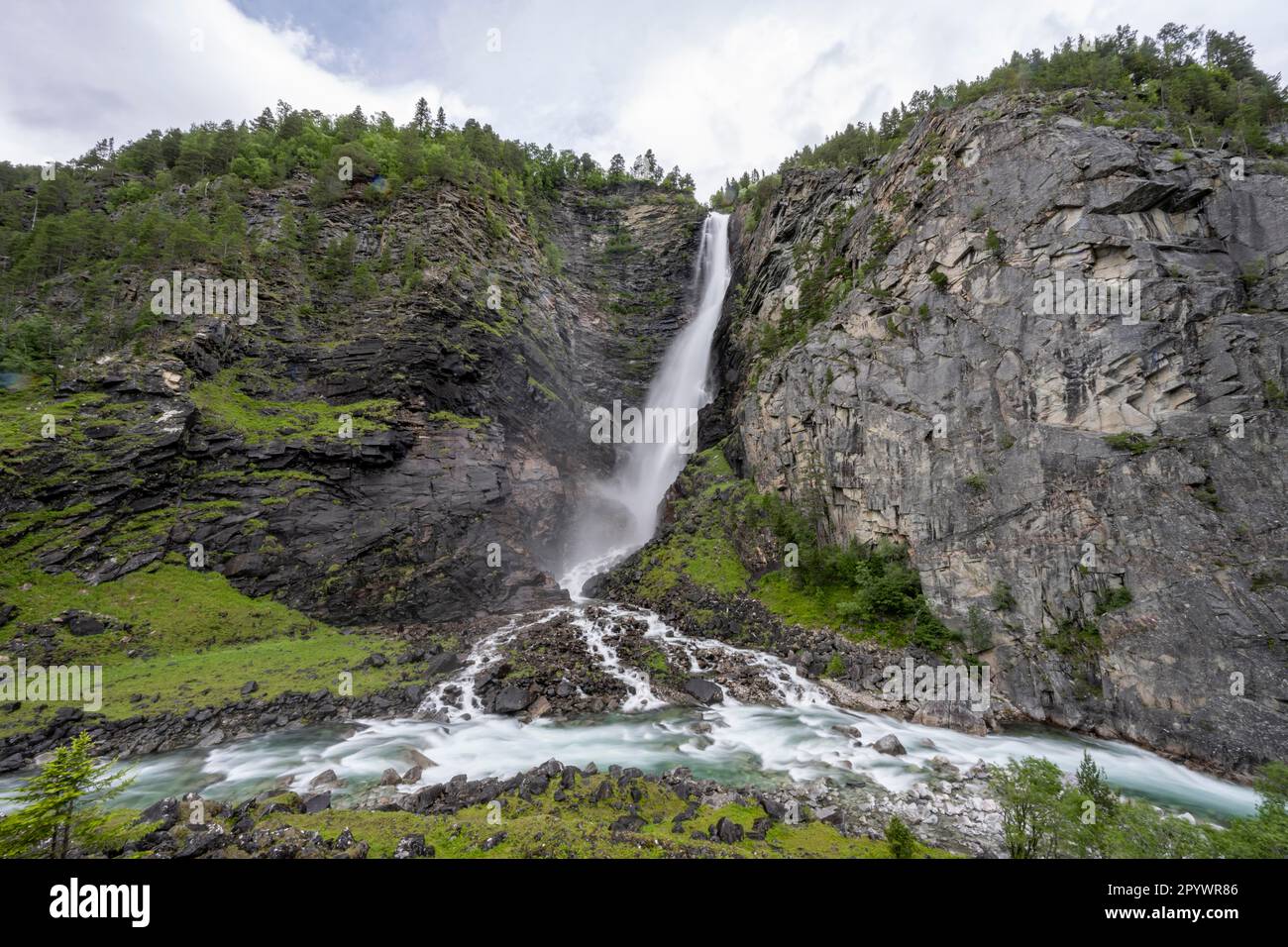 River Driva, Svoufallet waterfall, long exposure, Amotan Gorge, Gjora ...
