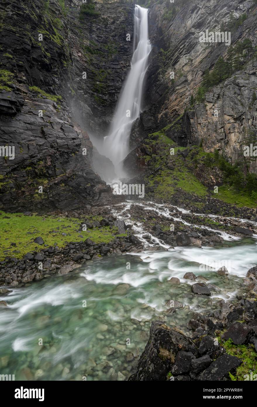 River Driva, Svoufallet waterfall, long exposure, Amotan Gorge, Gjora ...