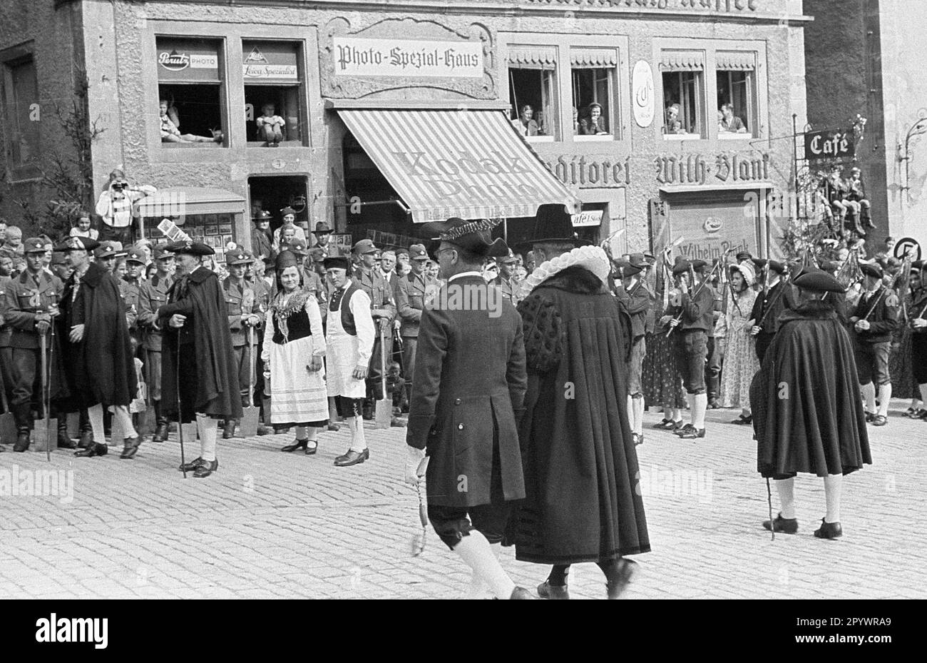 Actors in traditional costumes at the performance of the historic ...