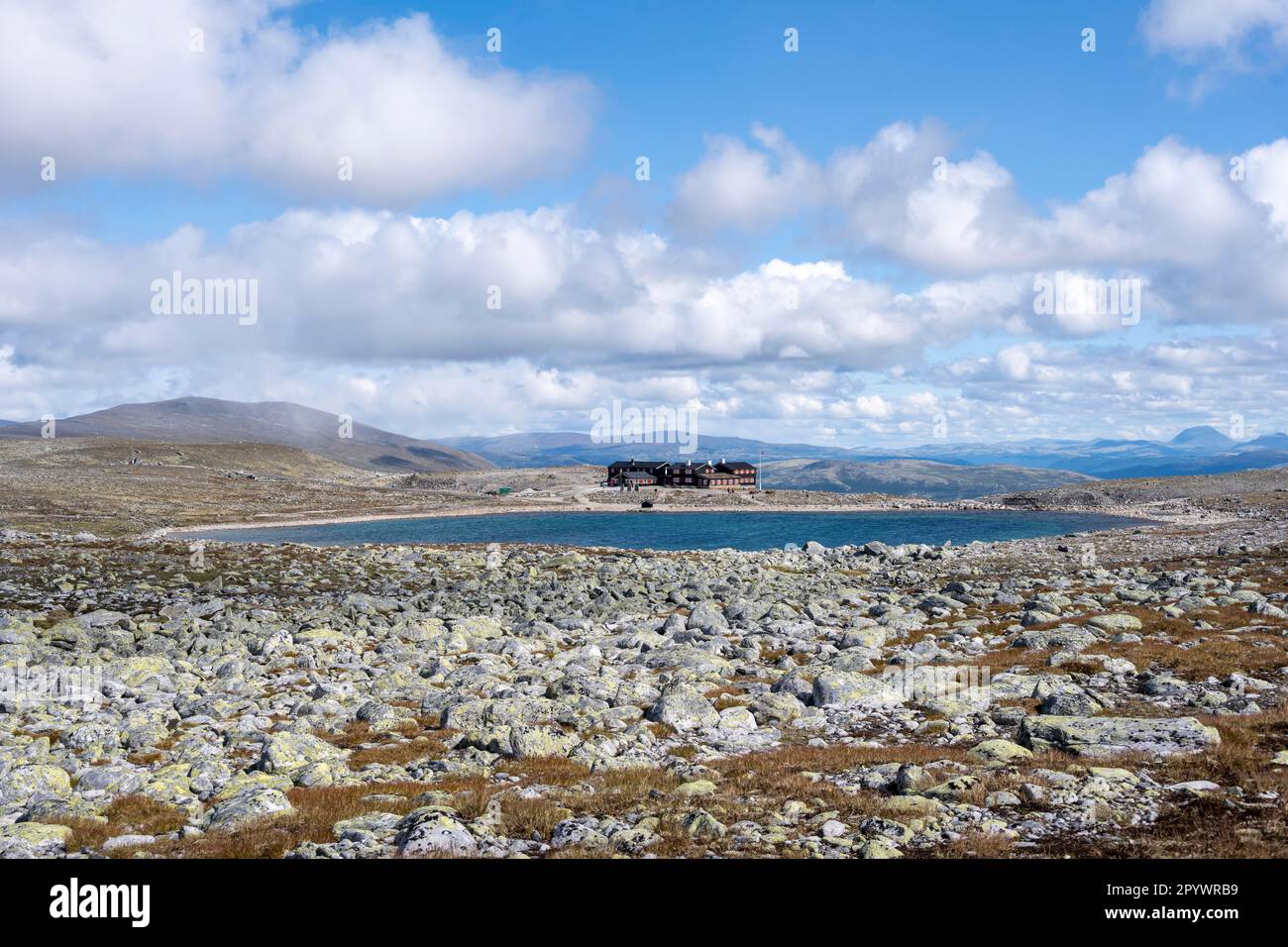 Snoheim mountain hut by a mountain lake, tundra, fells, barren ...