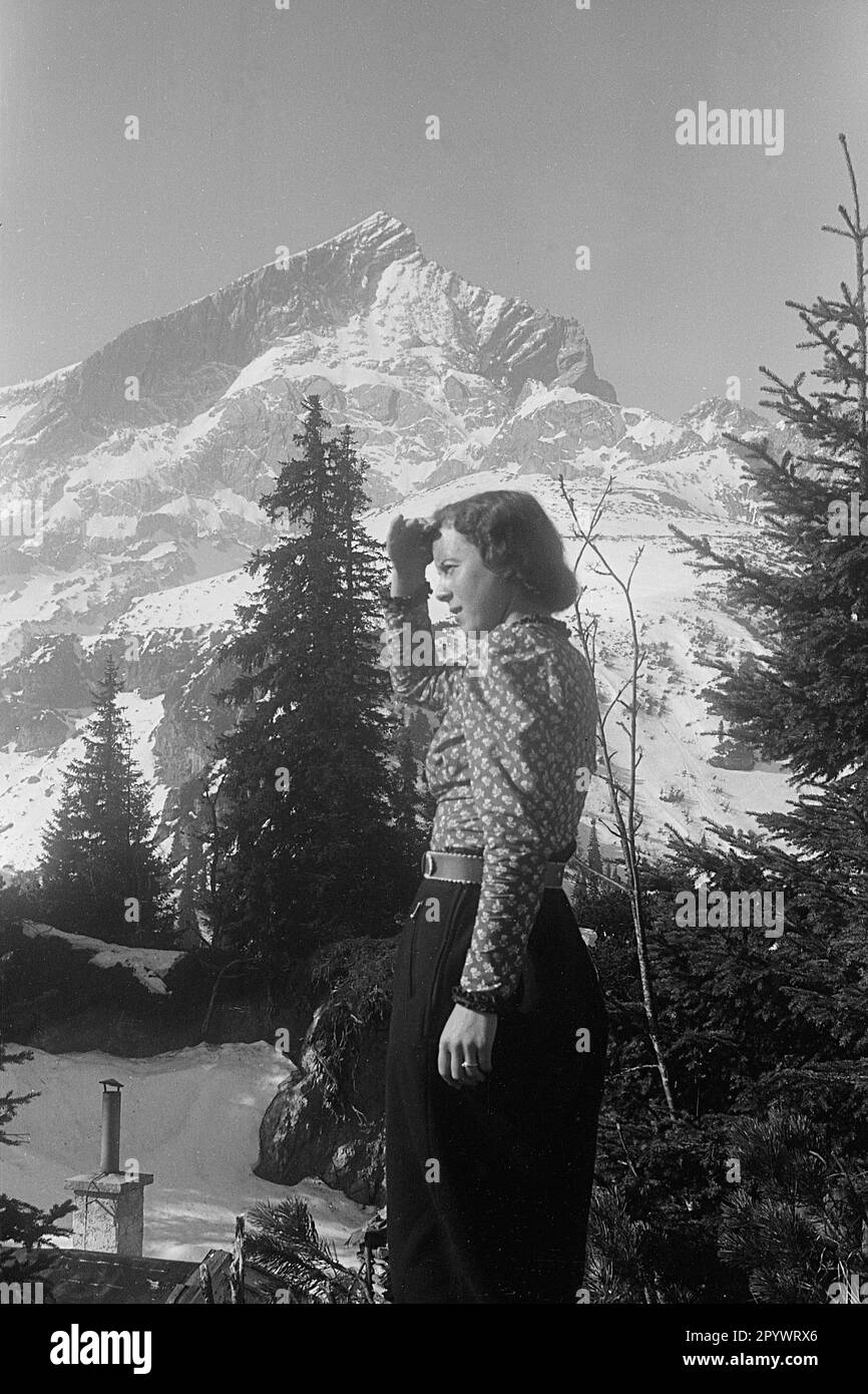Mountain hut woman young Black and White Stock Photos & Images - Alamy