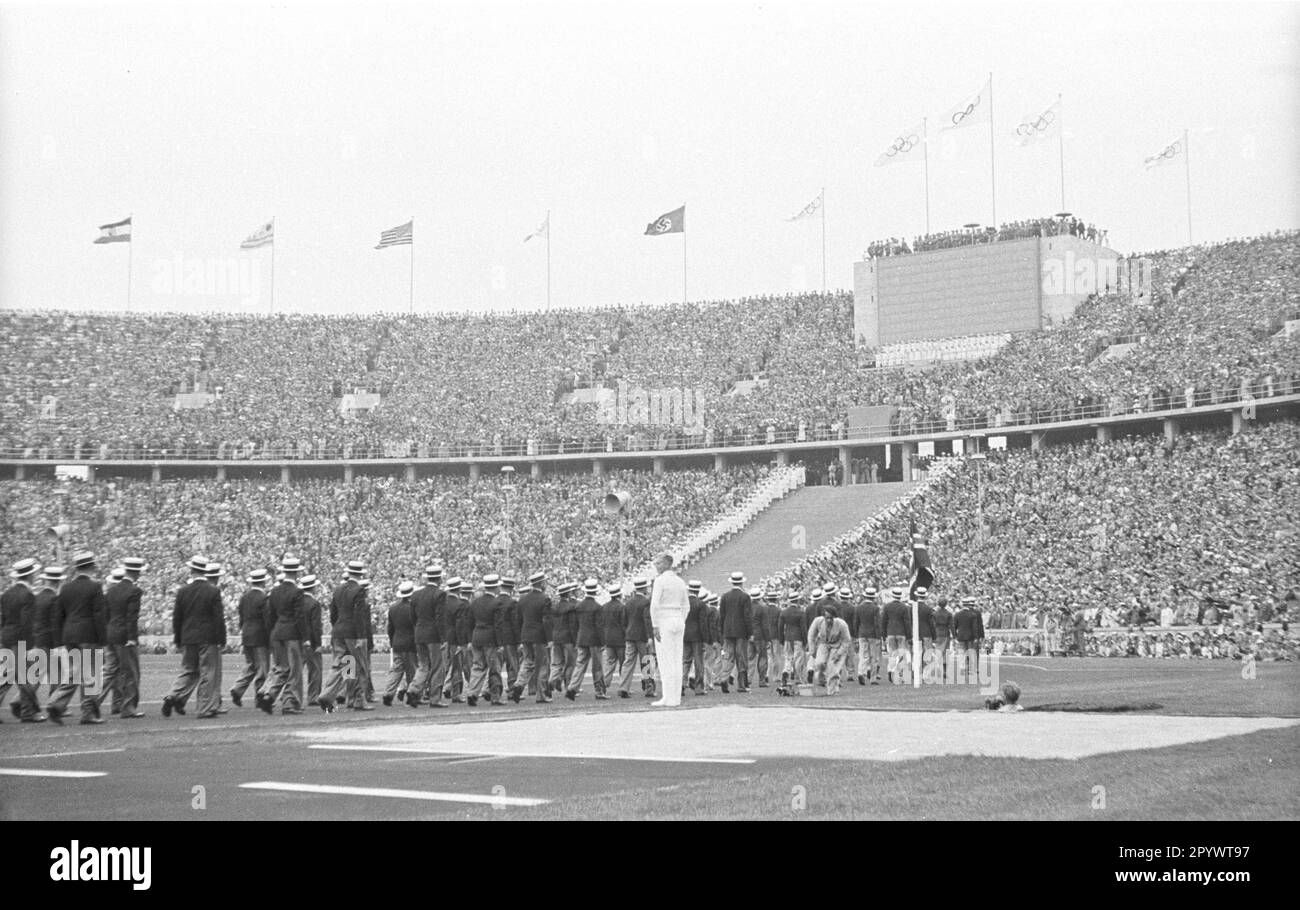 Entry of the Nations at the opening ceremony of the Olympic Games in ...