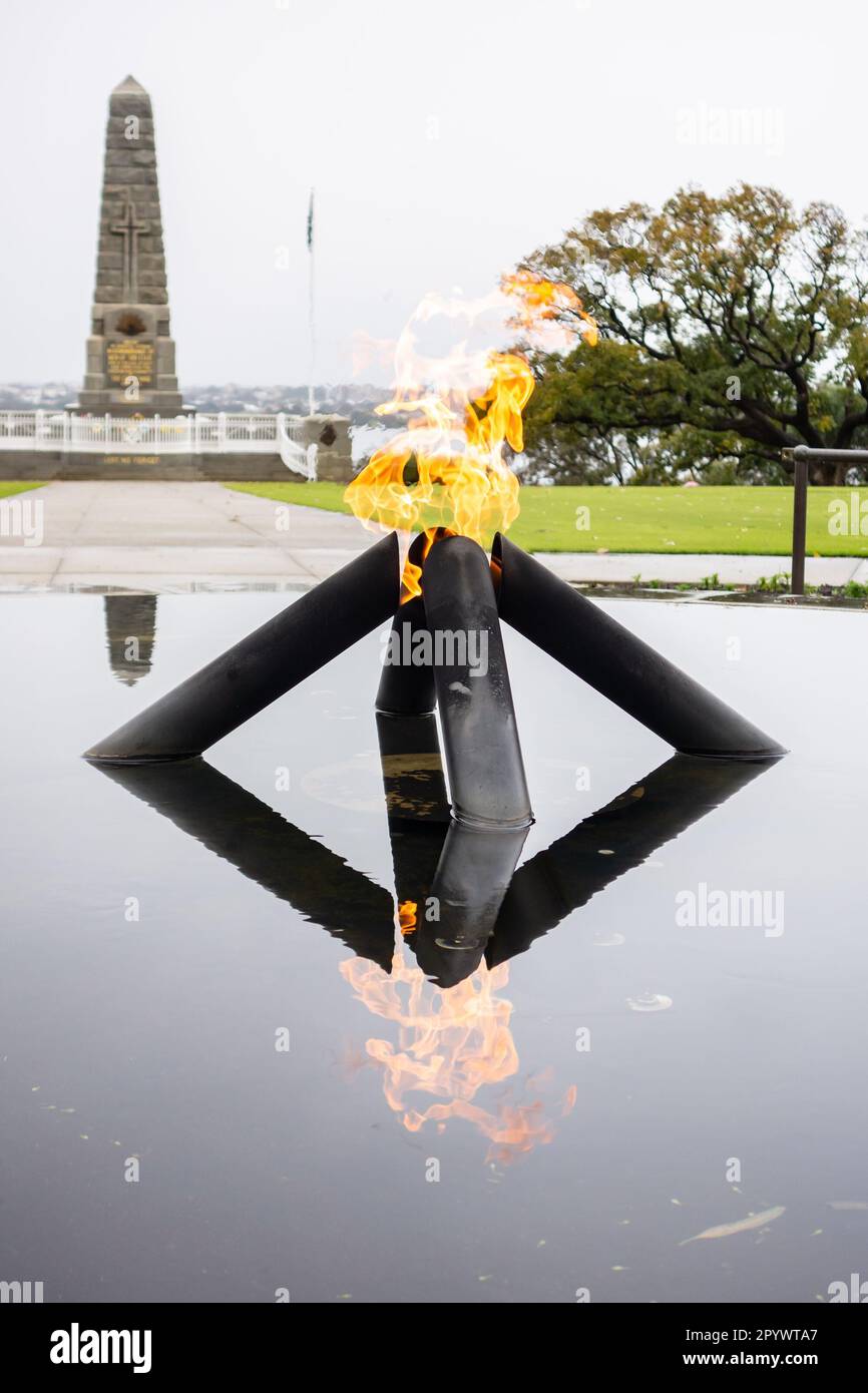 Kings cross fire hi-res stock photography and images - Alamy