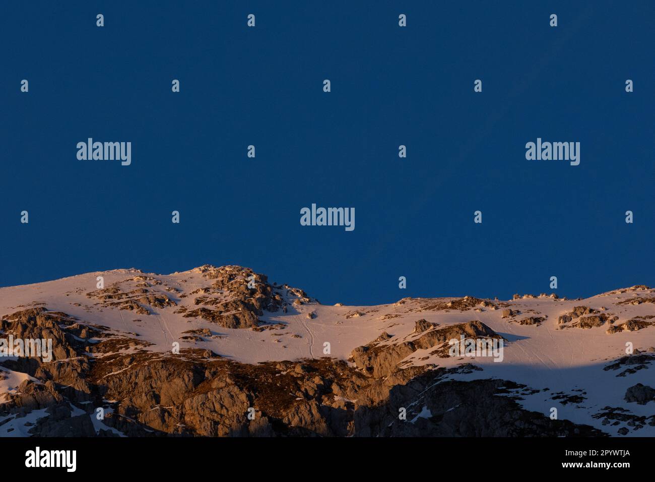 Winter's grip on Monte Terminillo, with stark limestone outcrops Stock ...
