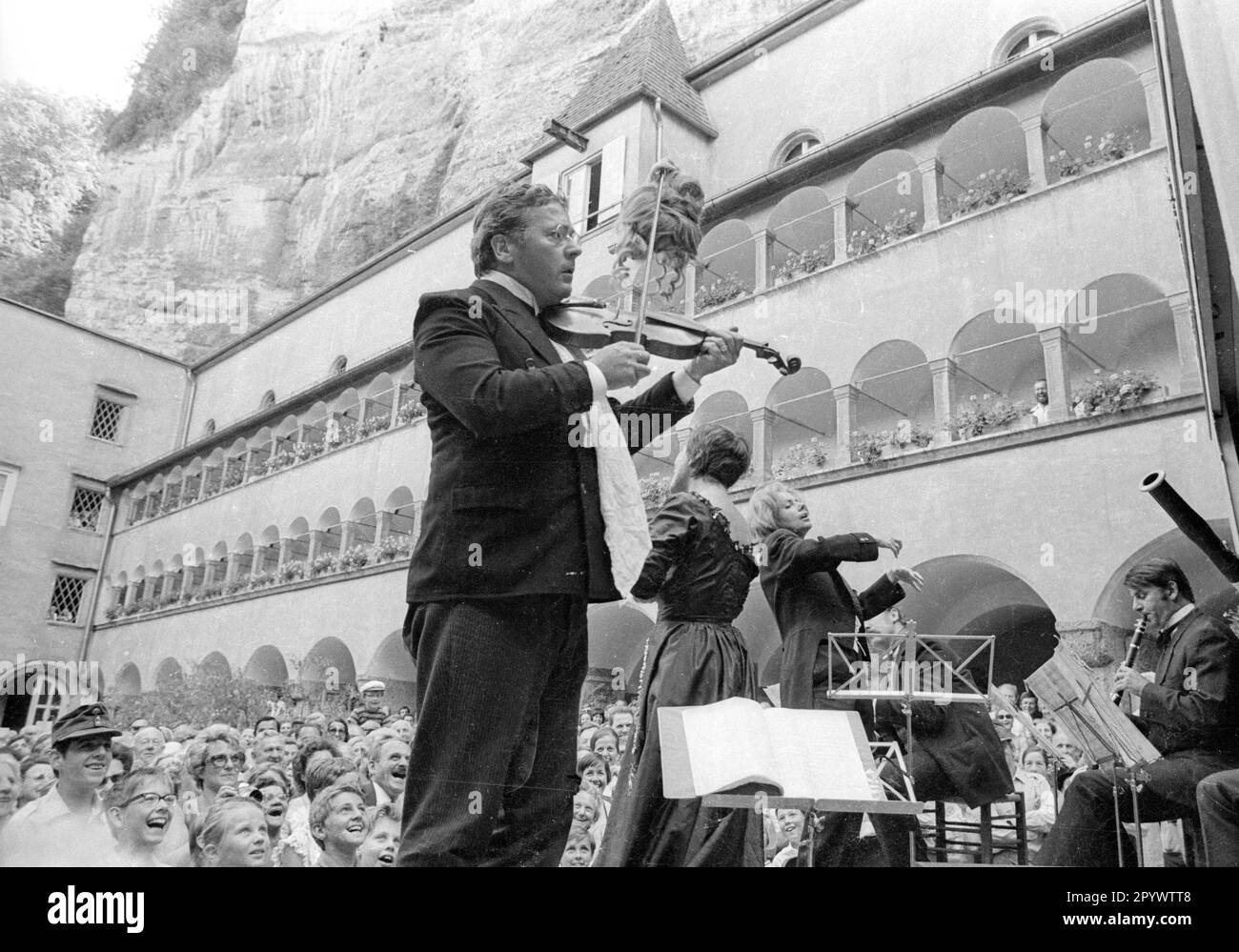 1970s musical instruments Black and White Stock Photos & Images - Alamy