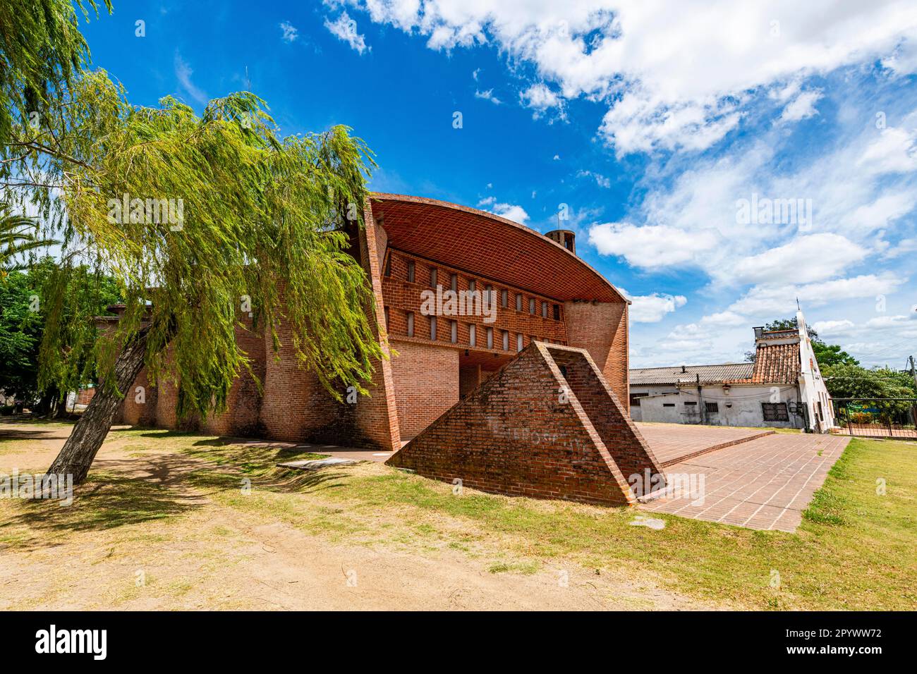Unesco world heritage site, the work of engineer Eladio Dieste: Church ...