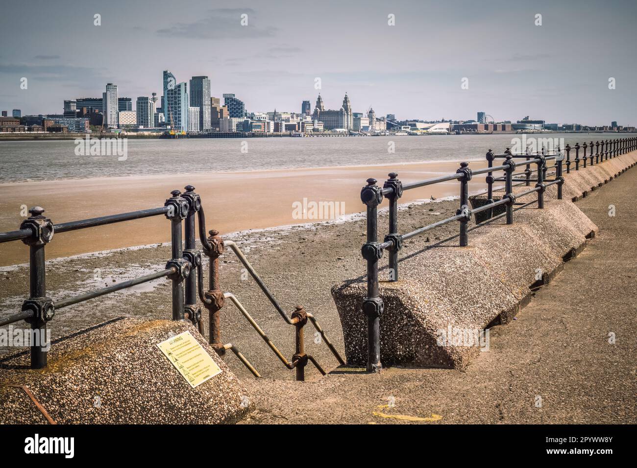 03.05.23 Seacombe, Wirral, UK. The city of Liverpool from across the ...