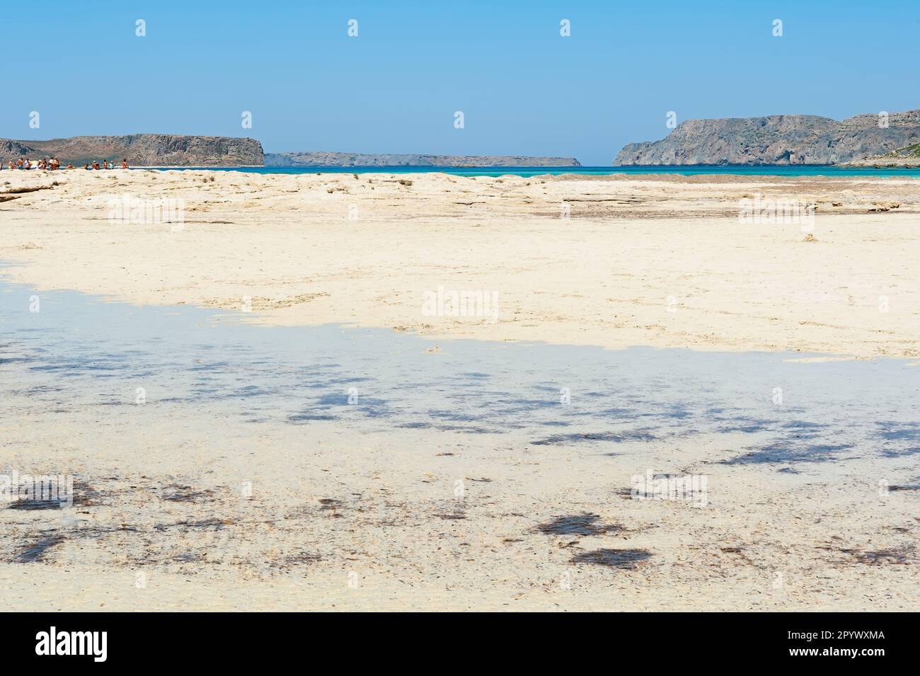Shallow water bay cruise hi-res stock photography and images - Alamy