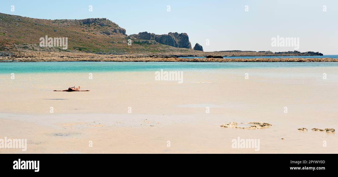 Shallow water of Balos bay in Greece Stock Photo - Alamy