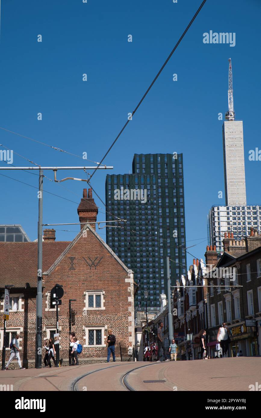 Whitgift Almshouse in Central Croydon with new architecture rising ...