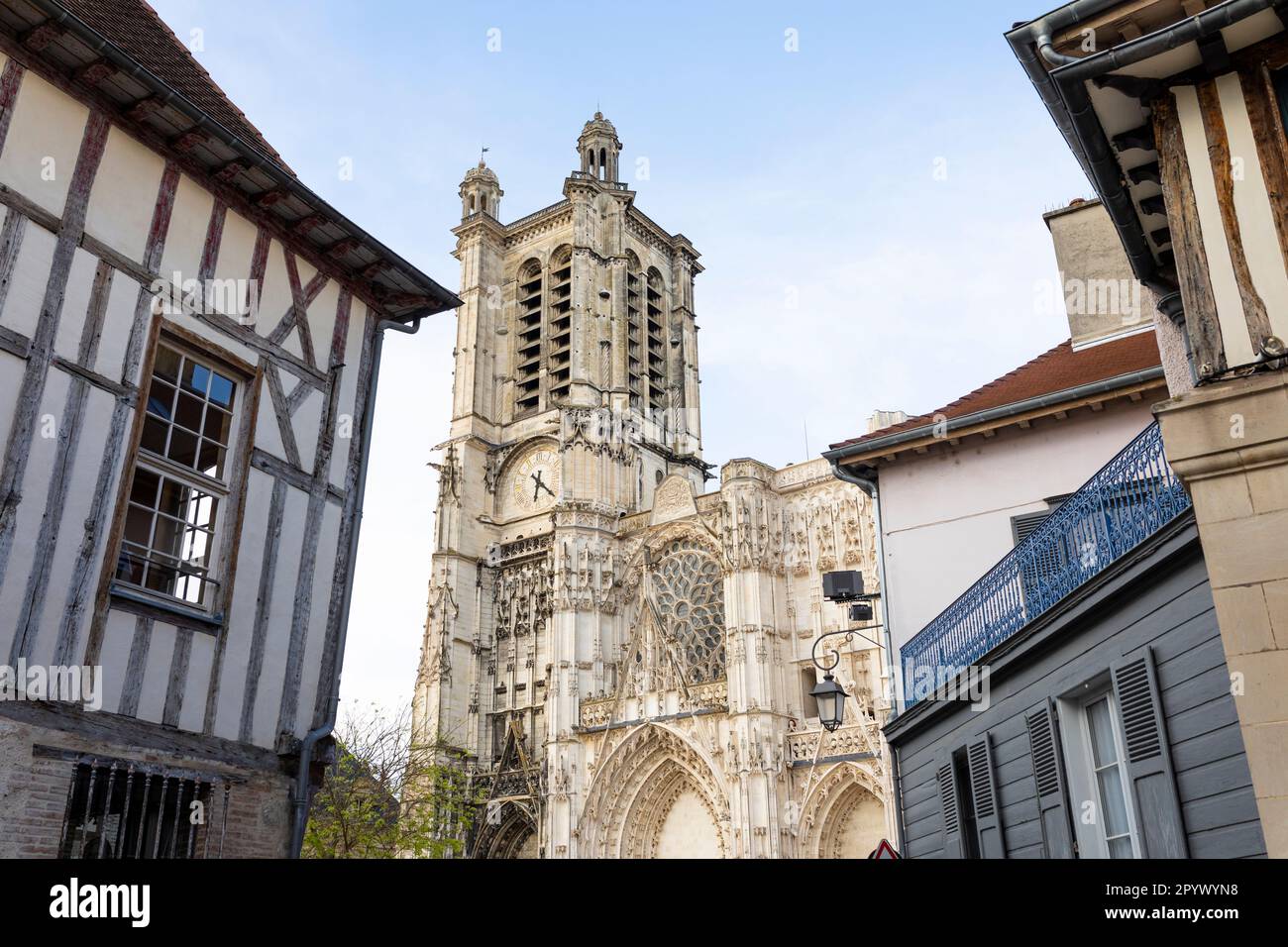 Roman Catholic cathedral of Troyes, France Stock Photo - Alamy