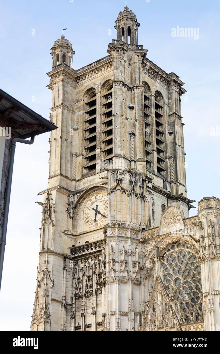 Roman Catholic cathedral of Troyes, France Stock Photo - Alamy