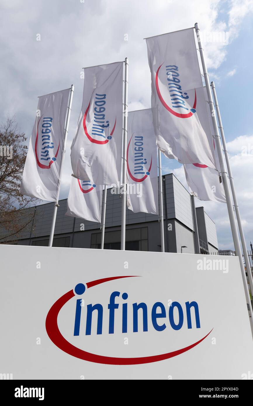 Semiconductor chip production hi-res stock photography and images - Alamy