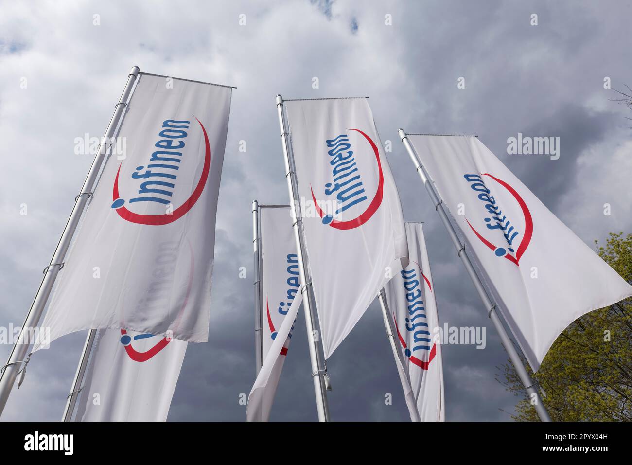 Microchip technologies logo hi-res stock photography and images - Alamy