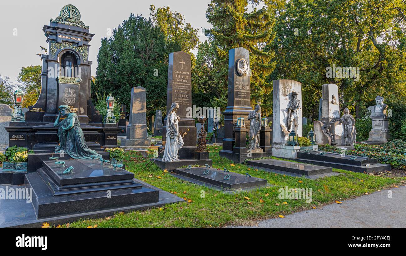 Popish tombs in the Central Cemetery, Vienna, Austria Stock Photo - Alamy