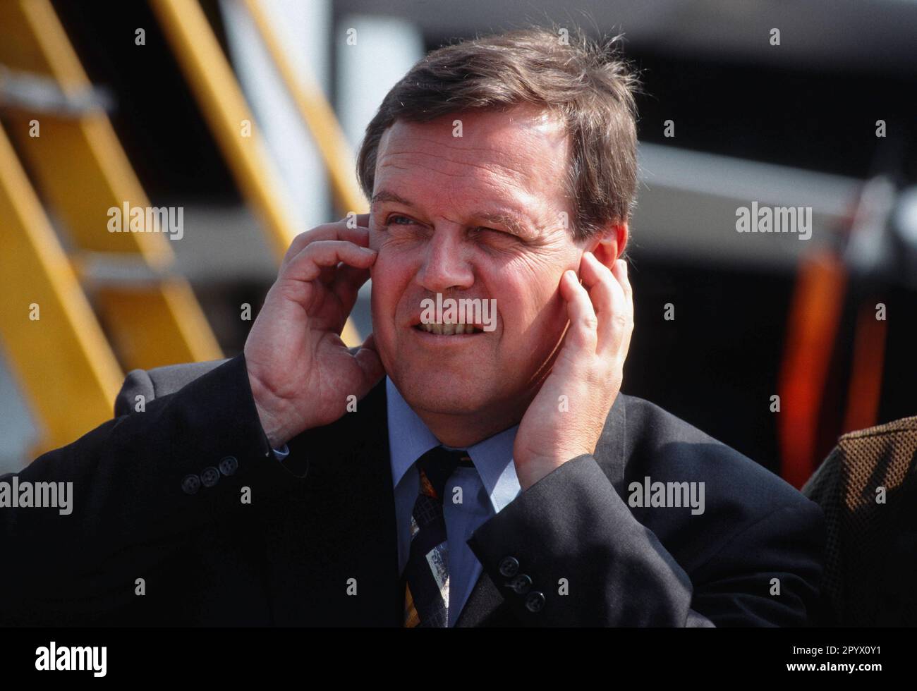 Volker RUEHE , CDU , Federal Minister of Defence , July 1995 [automated ...