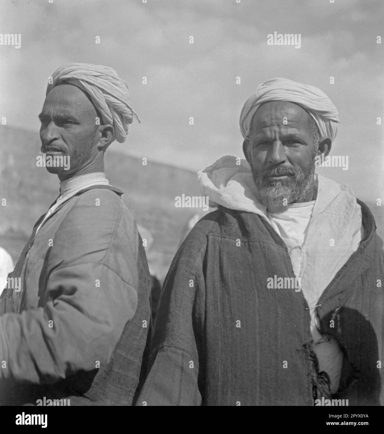 Moroccans Black and White Stock Photos & Images - Alamy