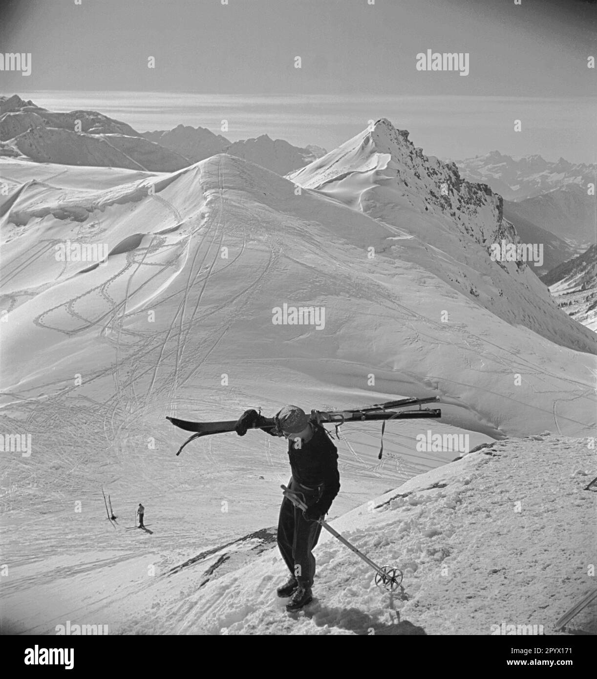 Mid slope Black and White Stock Photos & Images - Alamy