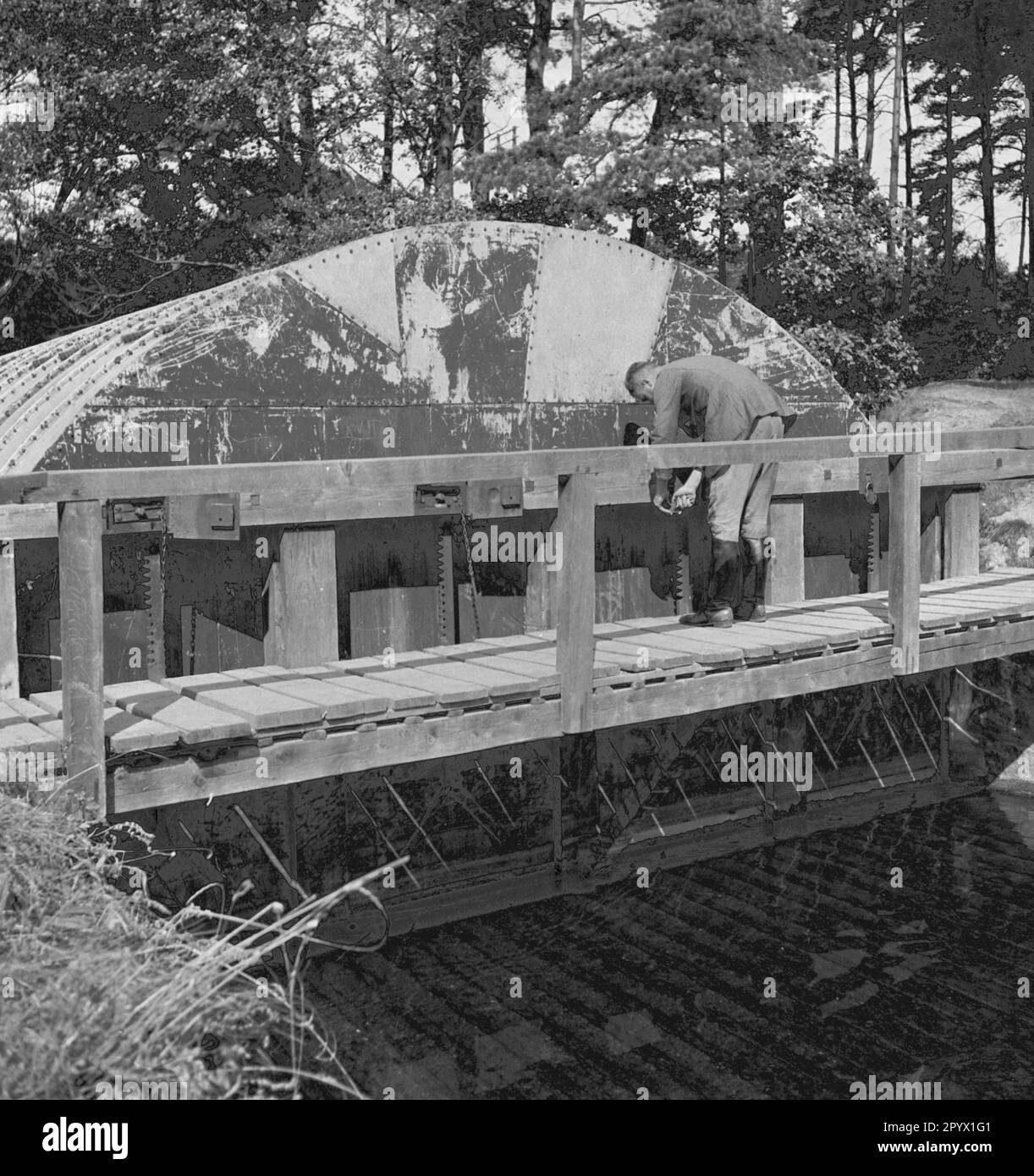 Farming bridge Black and White Stock Photos & Images - Alamy