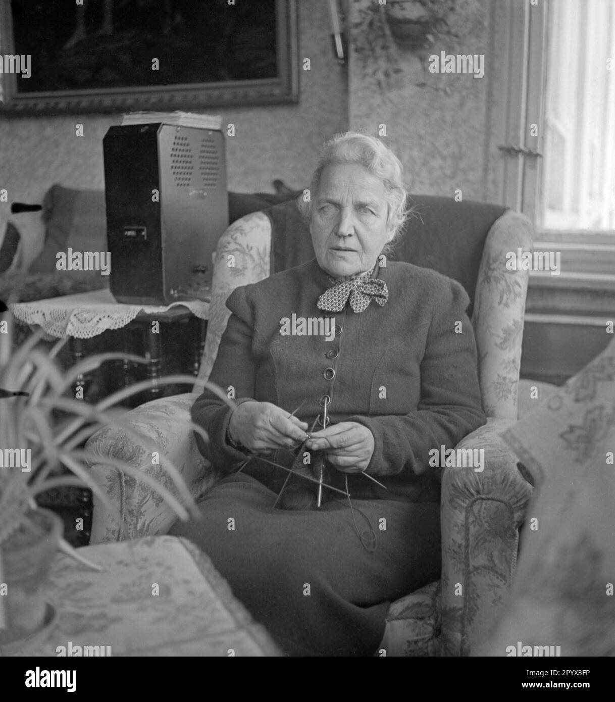 Apartment radio Black and White Stock Photos & Images - Alamy