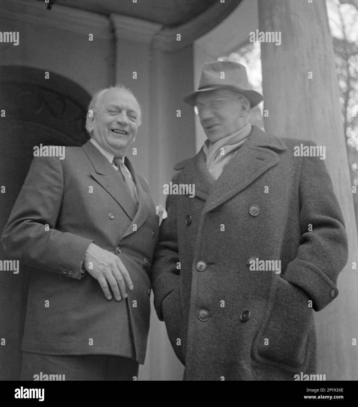 Professor Ferdinand Sauerbruch and Julius Jungbluth in front of the ...