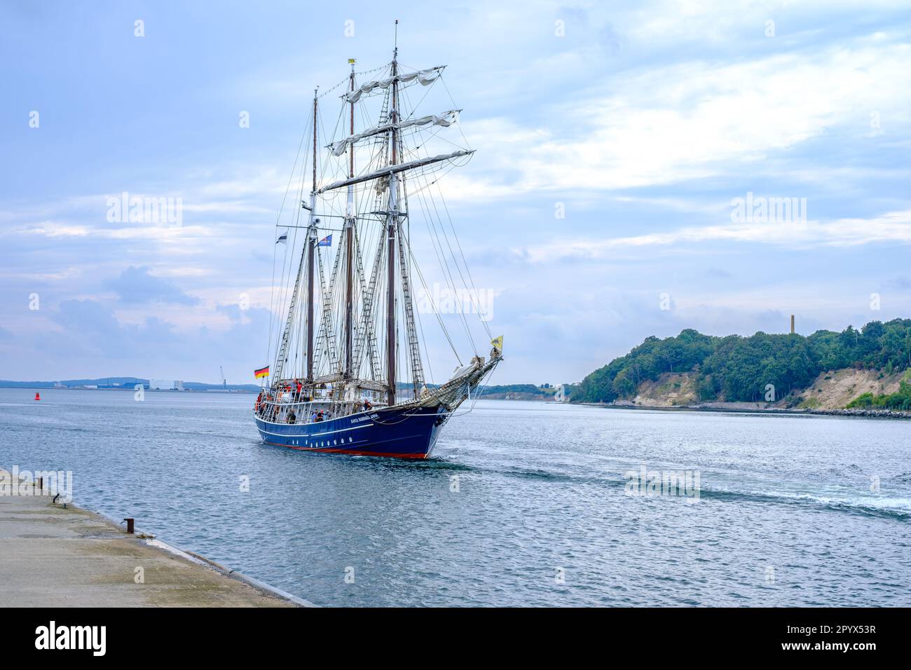 The Santa Barbara Anna schooner sails in the course of the Sassnitz ...